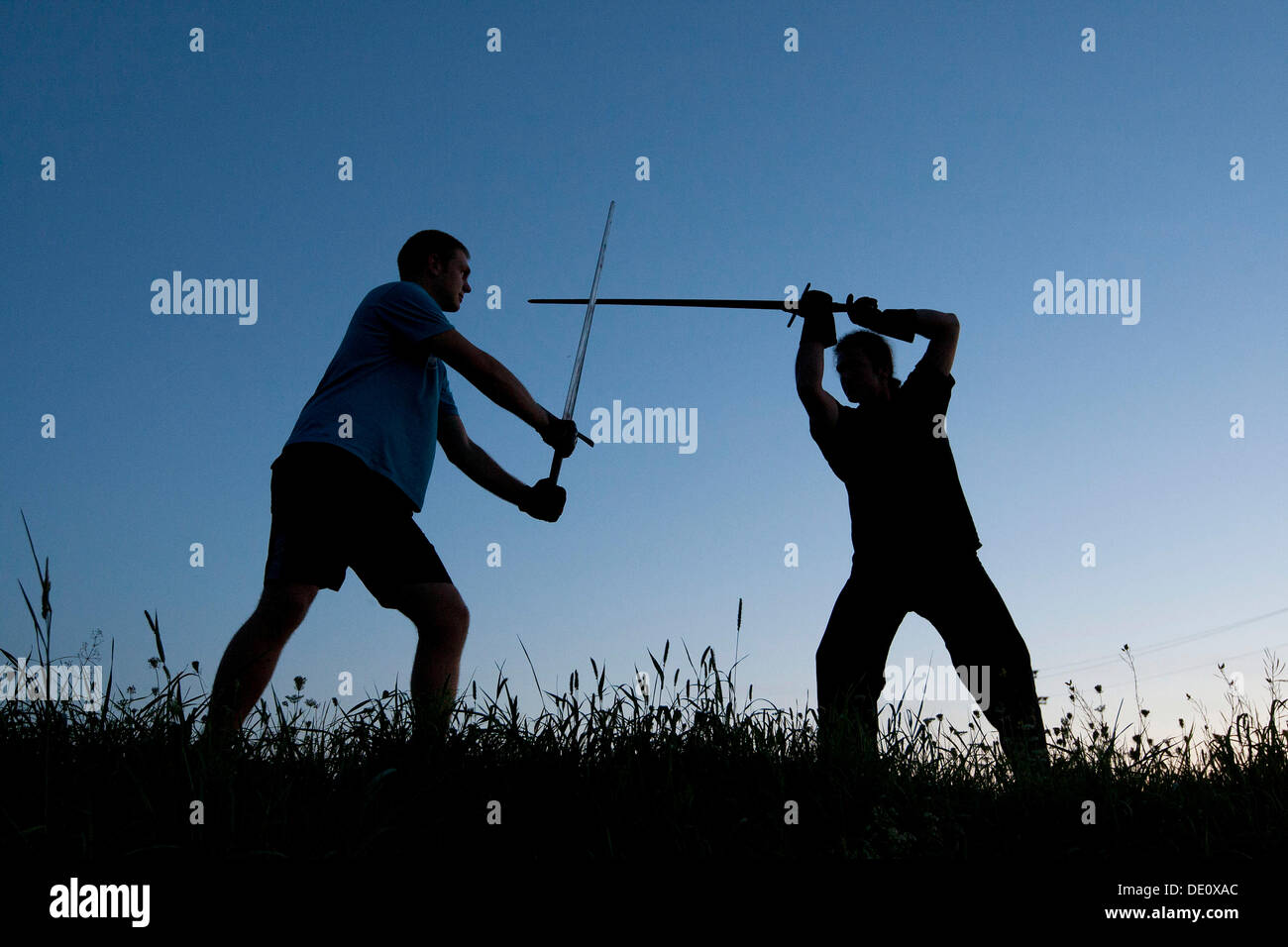 Swordfighting training, Krîfon, school of Historical Fencing ...