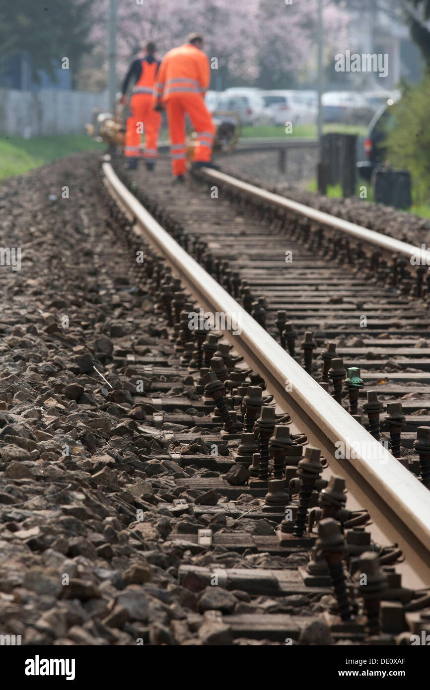 Track laborer hi-res stock photography and images - Alamy