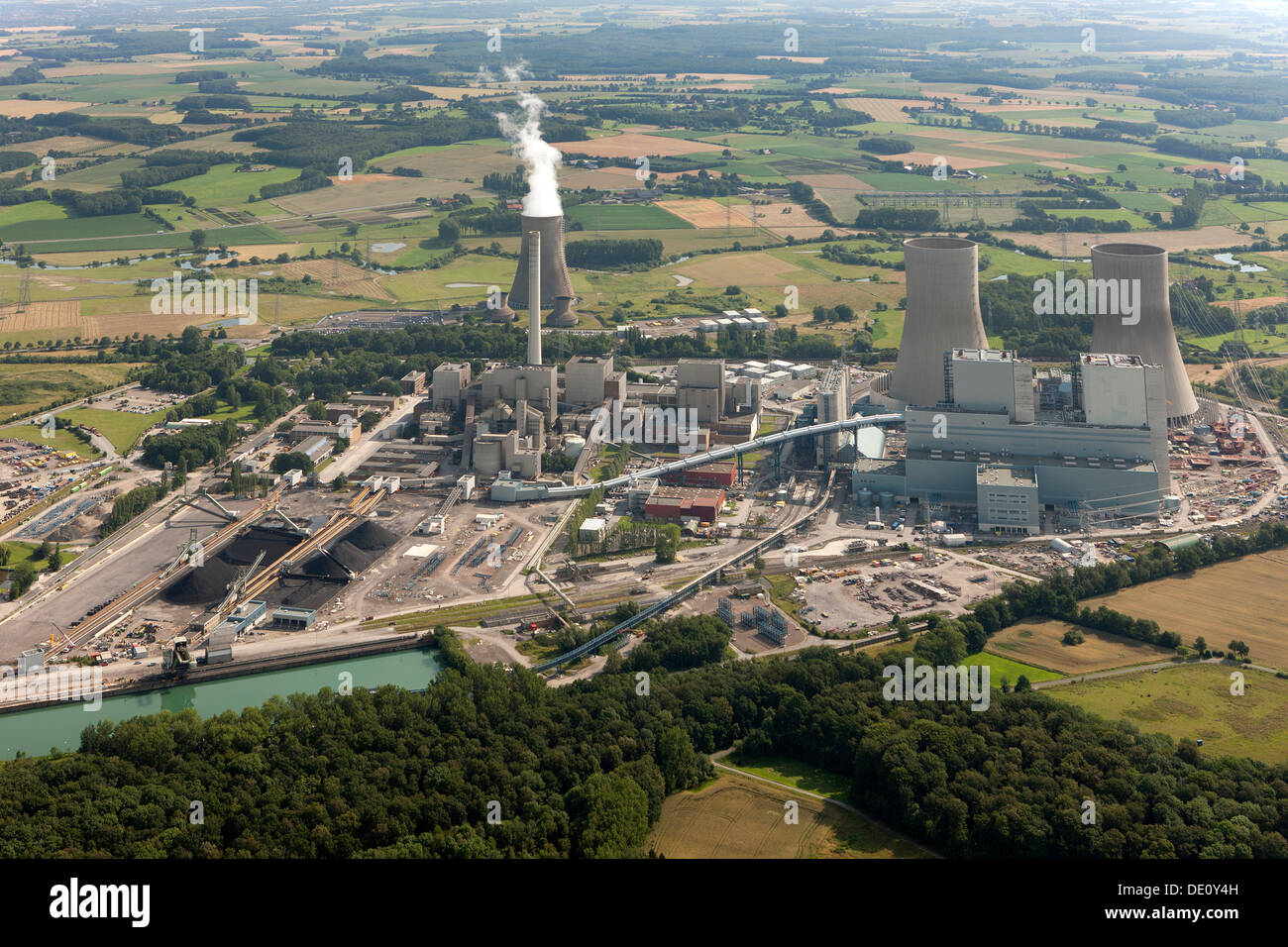Aerial view, RWE Power, Kraftwerk Westfalen power plant, Hamm-Uentrop, Ruhr region, North Rhine ...