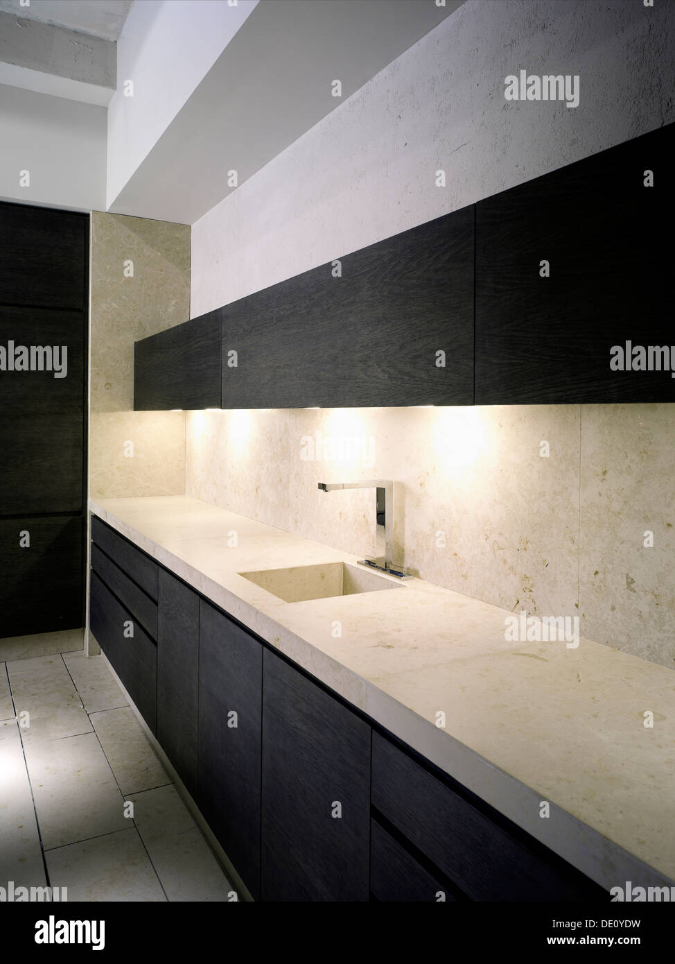 modern hi tech kitchen Stock Photo - Alamy