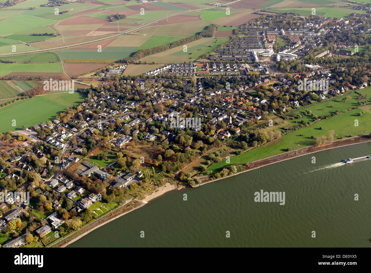 Aerial view, Wittlaer district, Duesseldorf, Rhine river, Lower Rhine ...