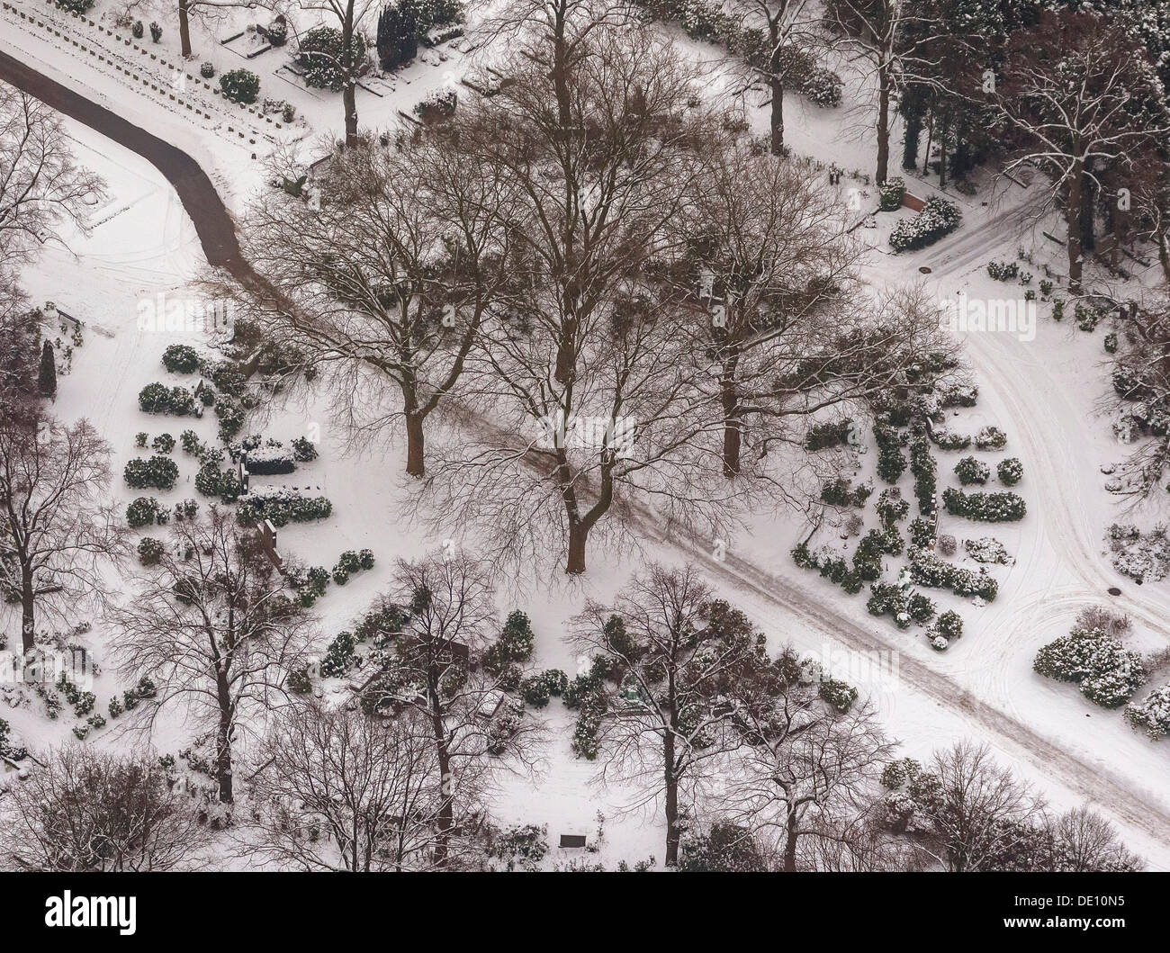 Cremation cemetery hi-res stock photography and images - Alamy