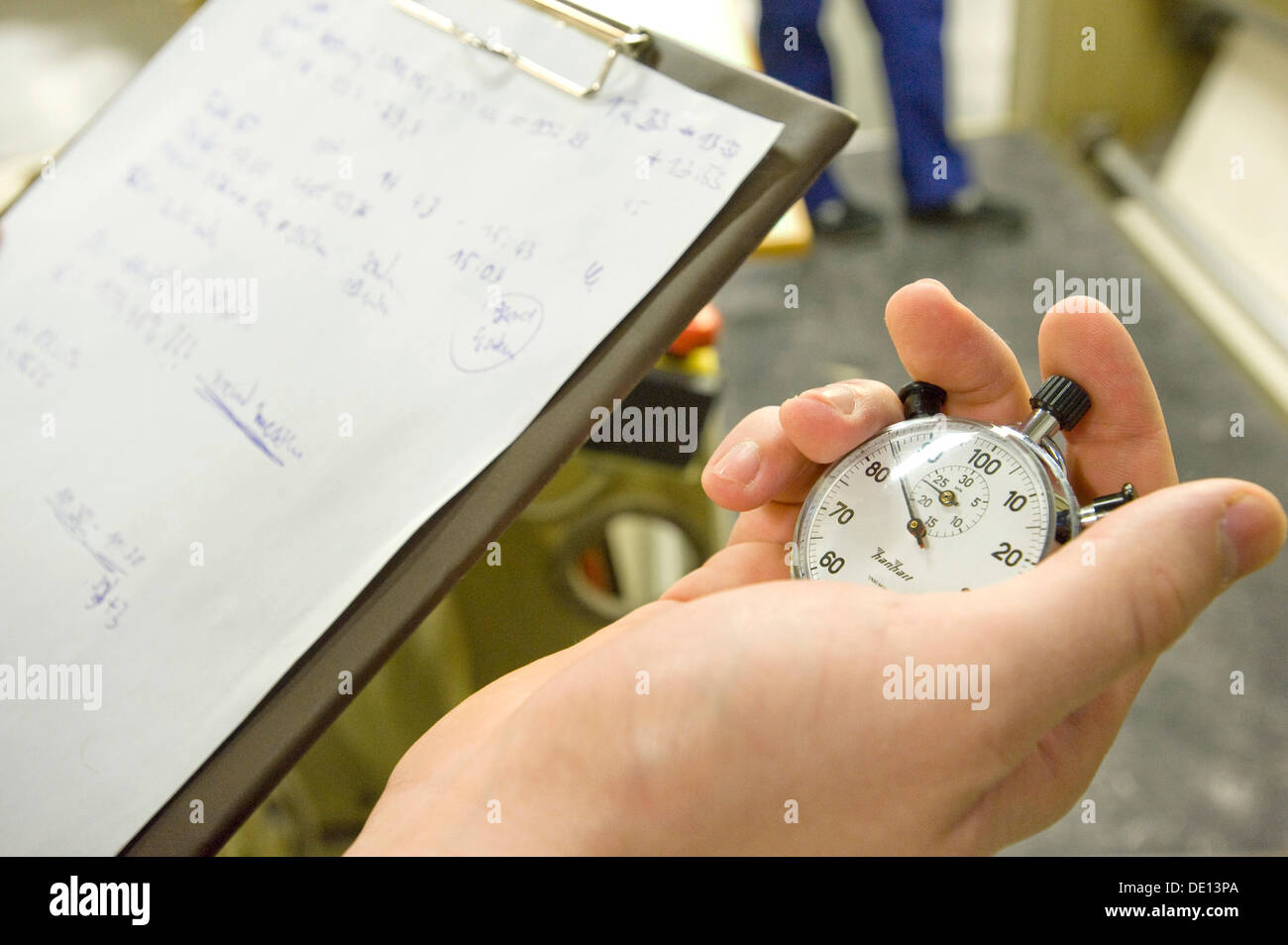 Body measurements labor hi-res stock photography and images - Alamy