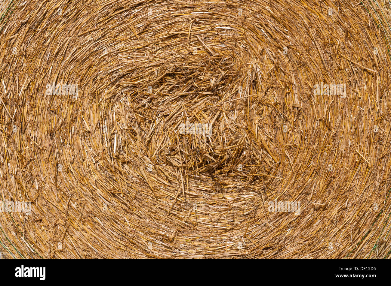 Round Bale High Resolution Stock Photography and Images - Alamy