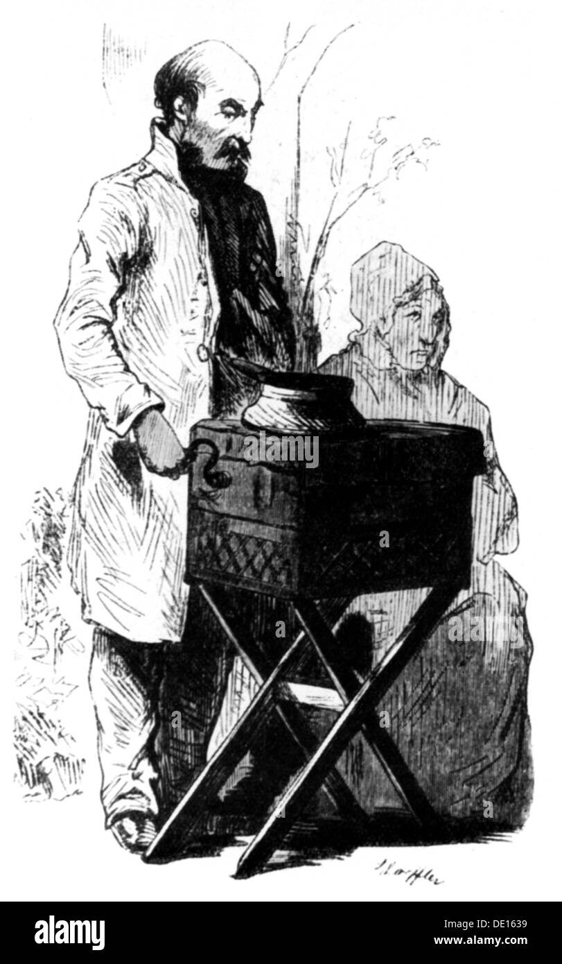 Barrel organ grinder hi-res stock photography and images - Alamy