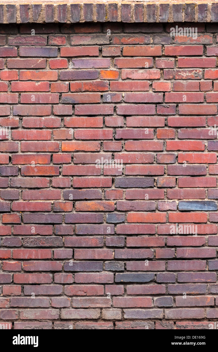 Auburn brick hi-res stock photography and images - Alamy