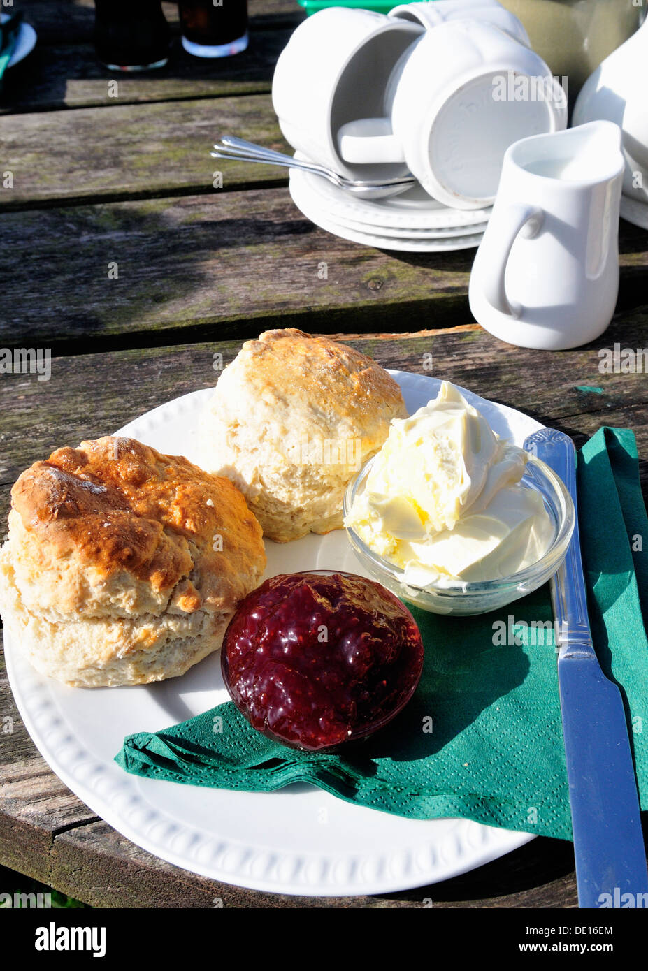 Classic cream tea hi-res stock photography and images - Alamy