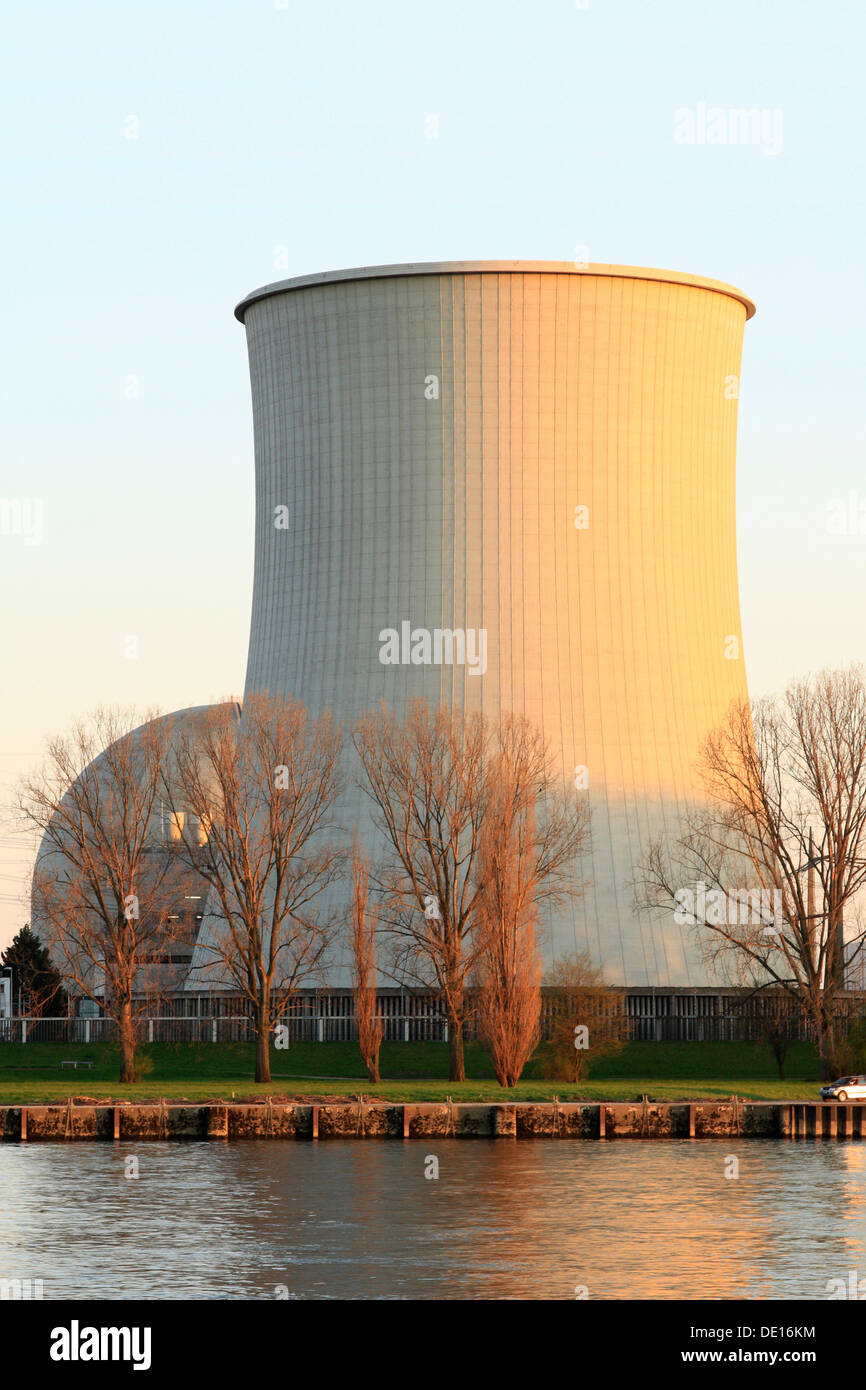 Cooling tower and reactor dome in the evening sun, Biblis nuclear power ...