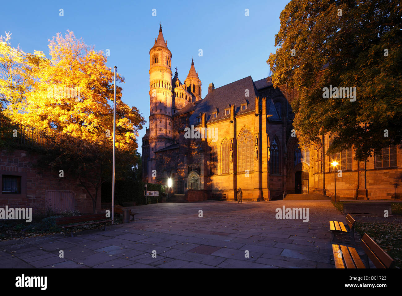 Romanesque Cathedral of St. Peter in Worms, Worms Cathedral, south ...