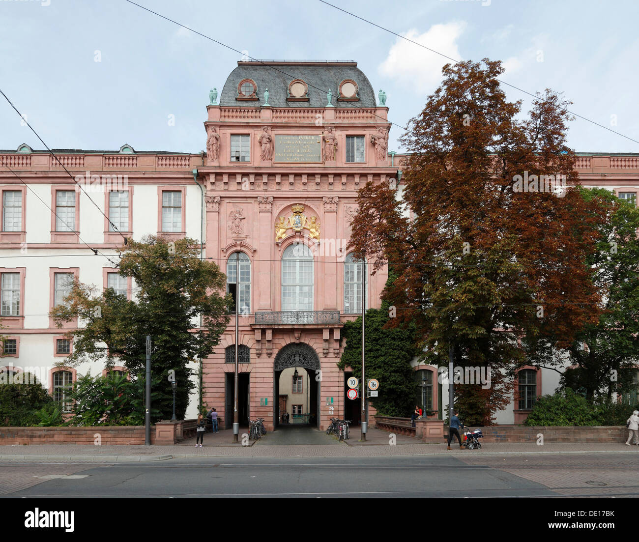 Darmstadt university of technology hi-res stock photography and images ...