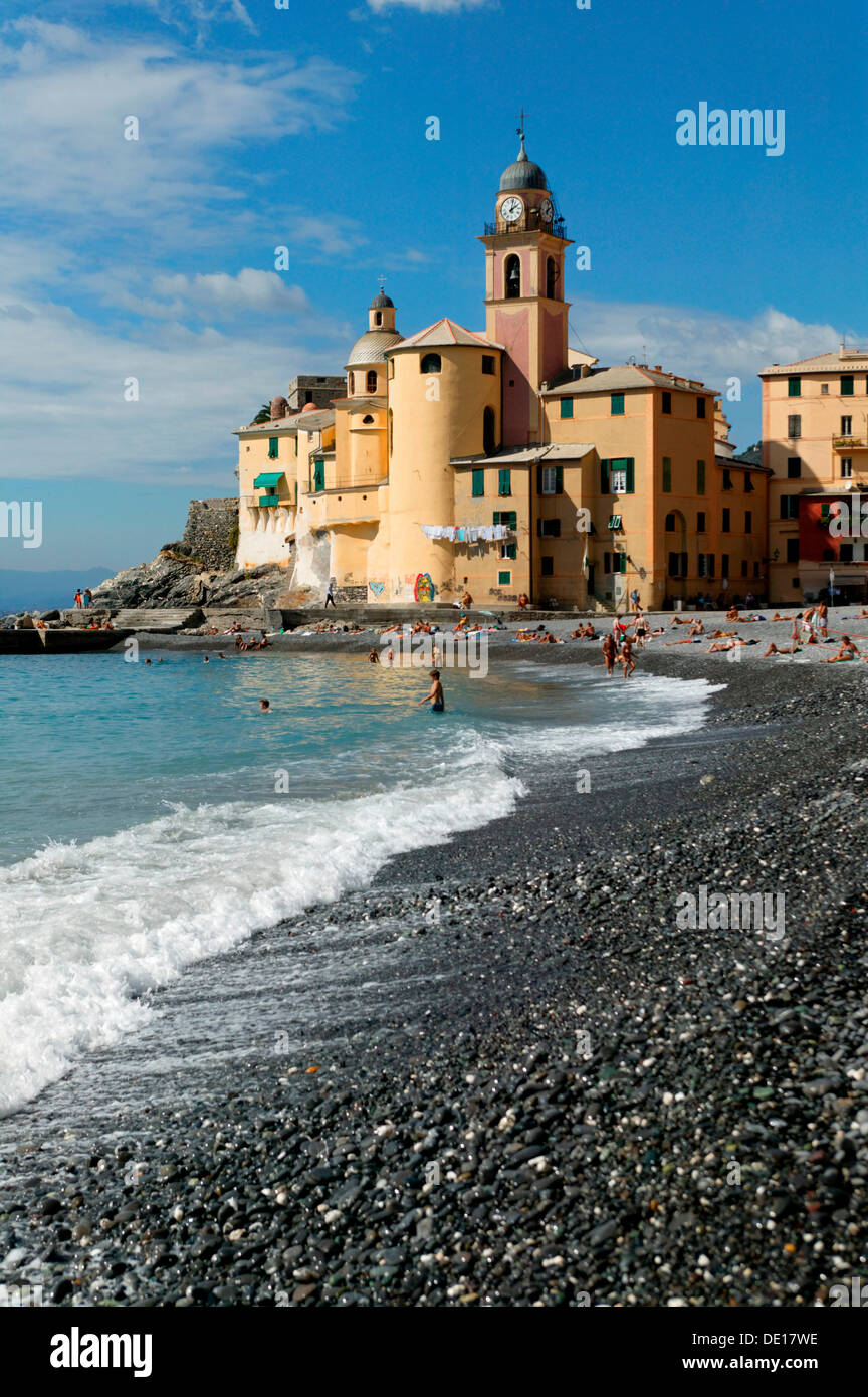Santa Maria Assunta church, village of Camogli, Gulf of Genoa, Italy ...