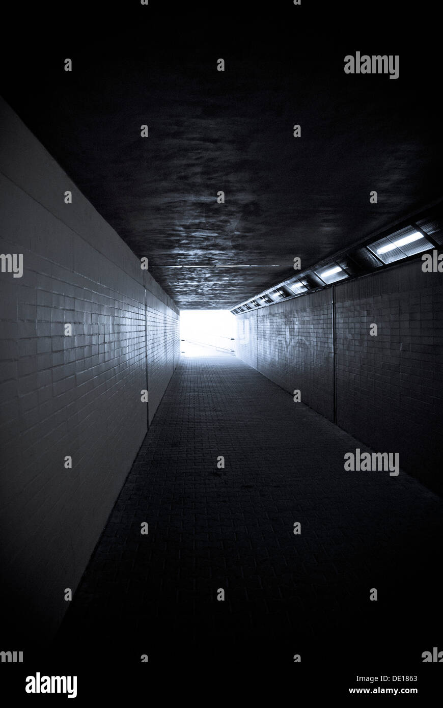 dark city underpass Stock Photo - Alamy