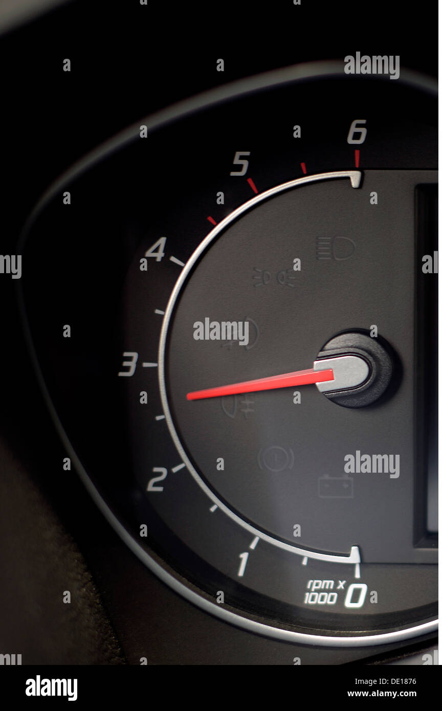 Tachometer hi-res stock photography and images - Alamy