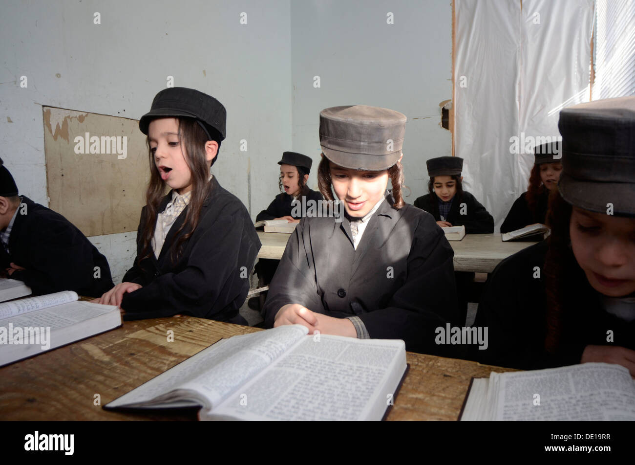Orthodox Jewish school, Lev Tahor (Pure Heart) community, Sainte Agathe ...