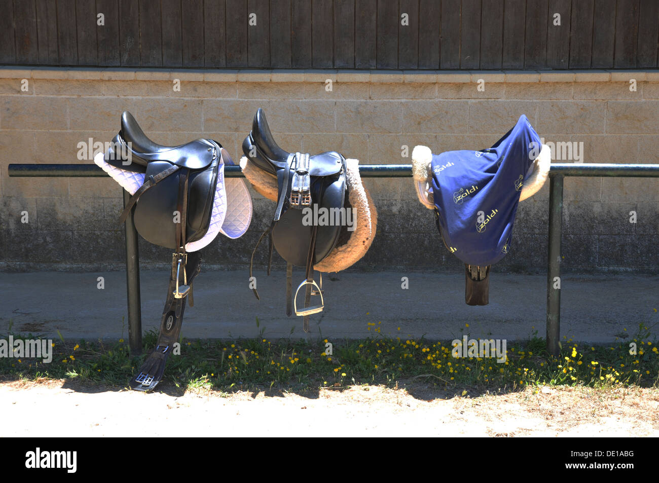 Saddles bar hi-res stock photography and images - Alamy