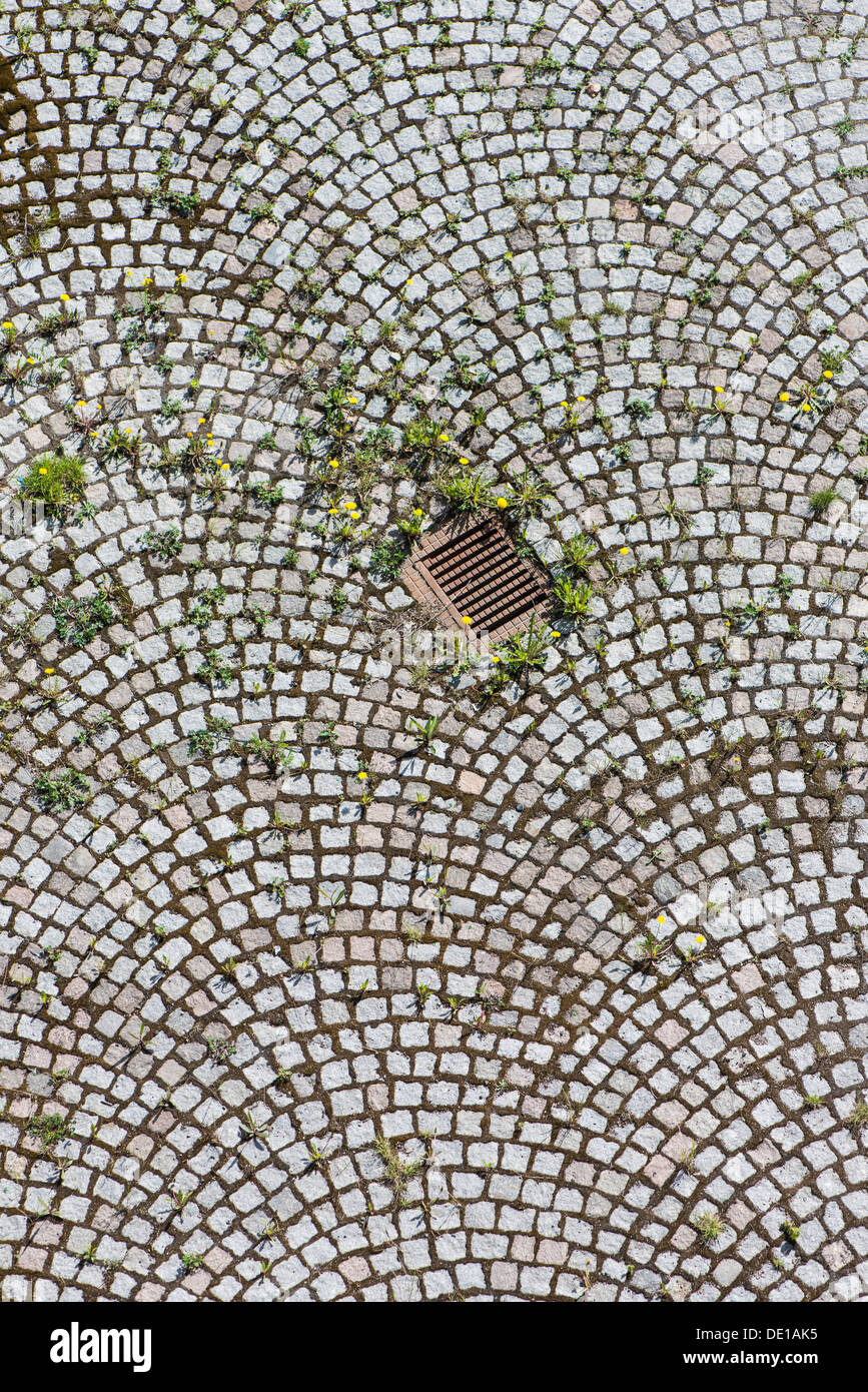 Empty square hi-res stock photography and images - Alamy