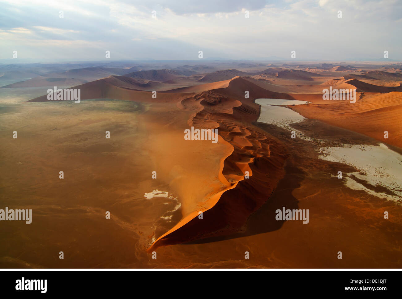Star dune aerial hi-res stock photography and images - Alamy