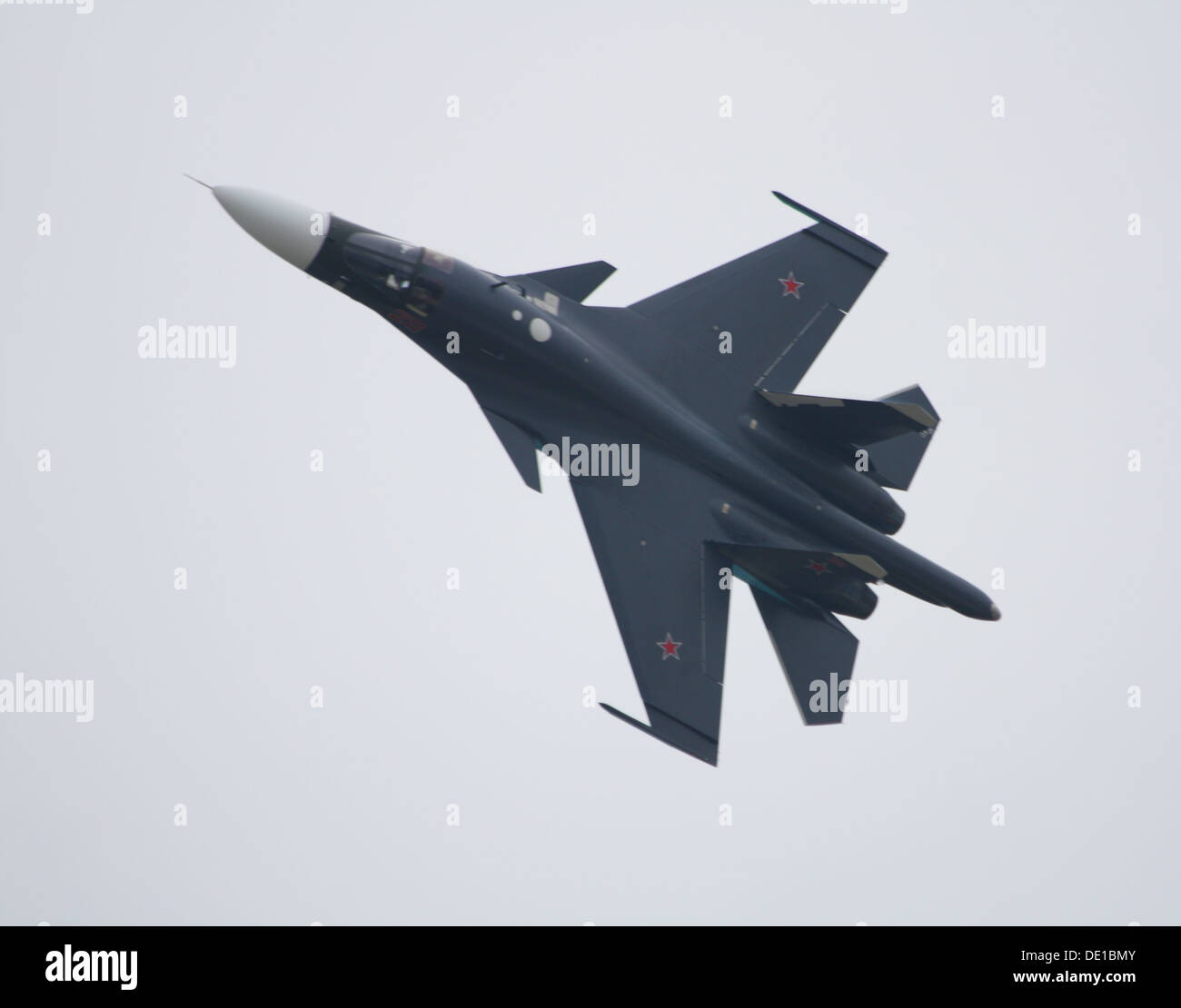 The Sukhoi Su-34 Fullback is a Russian multirole fighter-bomber ...