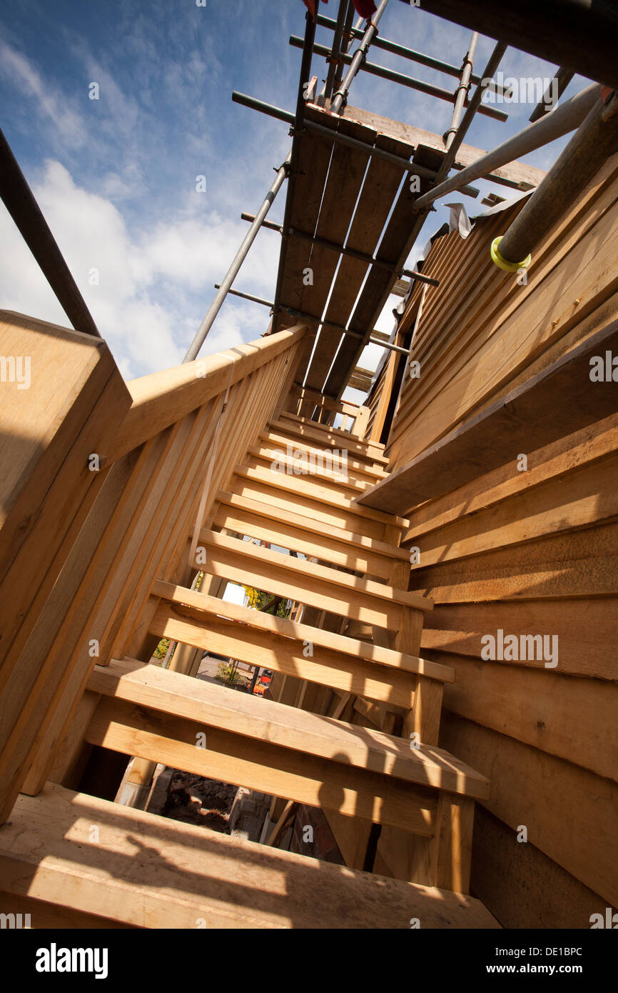 self building house, constructing green oak timber framed garage ...