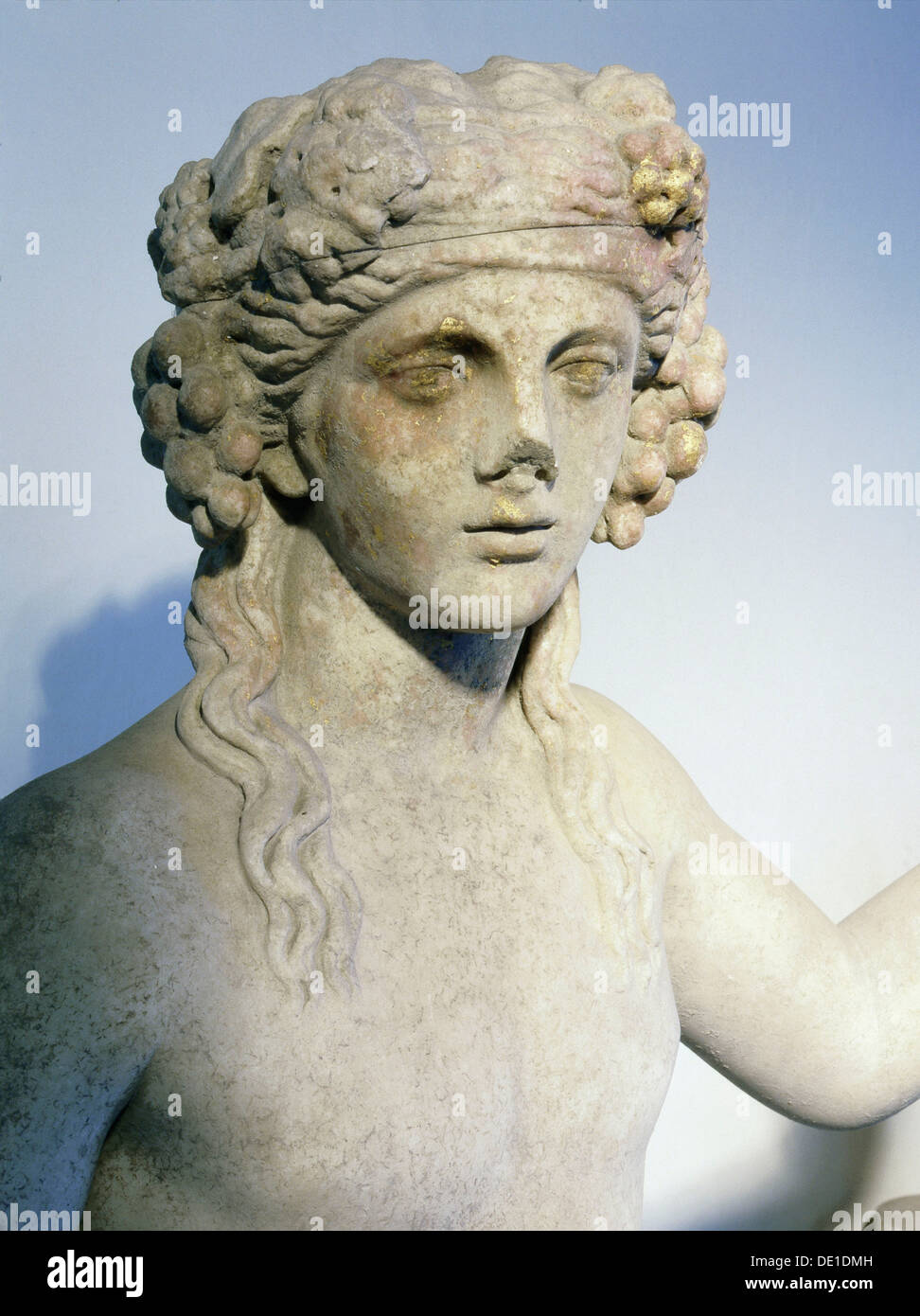 Statue dionysus hi-res stock photography and images - Alamy