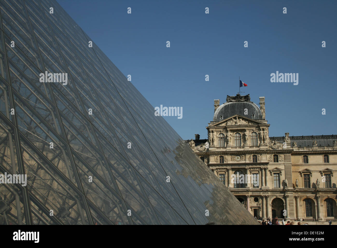 Side louvre hi-res stock photography and images - Alamy