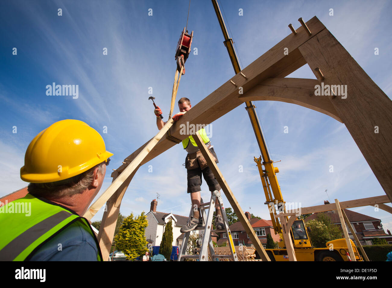self building house, constructing green oak timber framed structure ...