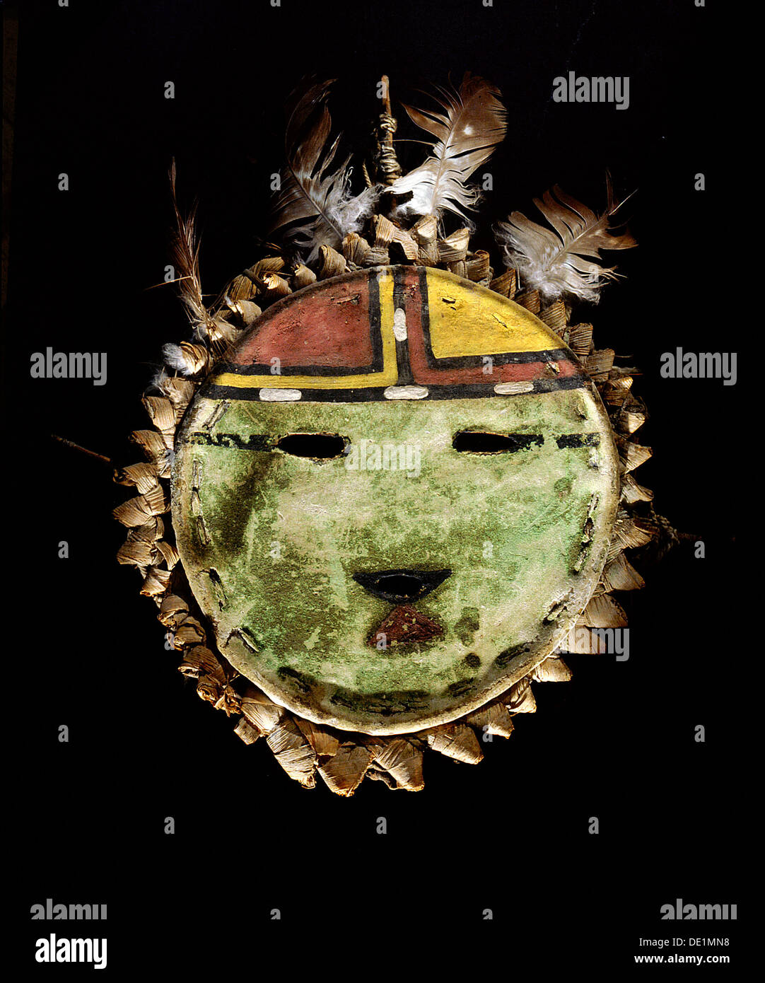 Native american buffalo shield hi-res stock photography and images - Alamy