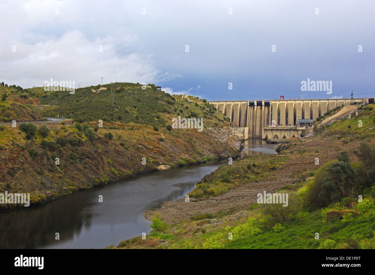 Alcantara dam spain hi-res stock photography and images - Alamy