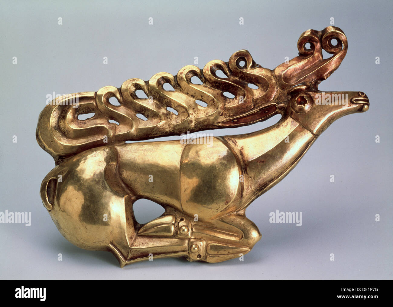 Schield hi-res stock photography and images - Alamy