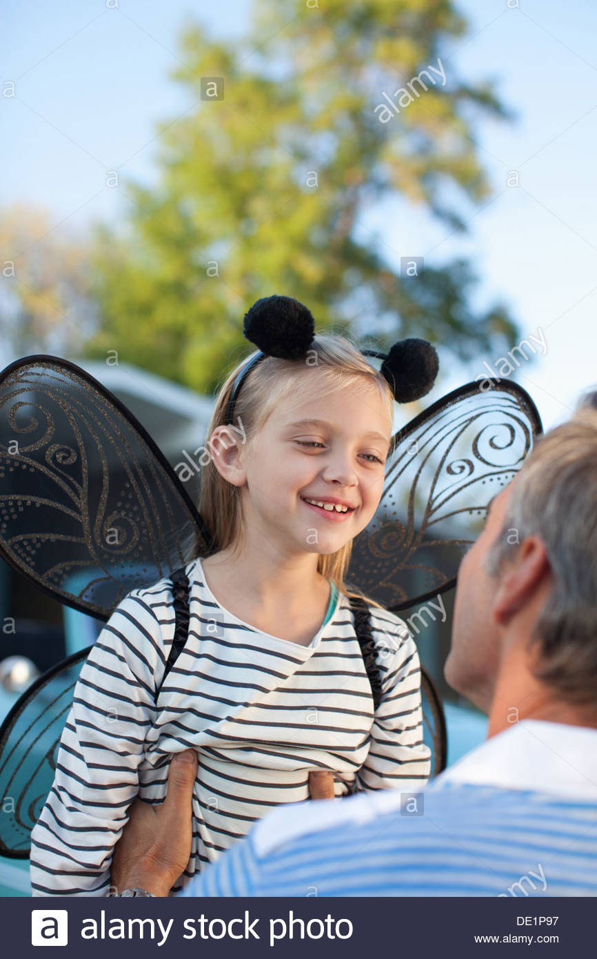 Father Daughter Hugging Stock Photos & Father Daughter Hugging Stock ...
