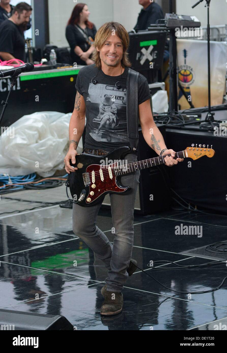 New York, NY. 9th Sep, 2013. Keith Urban on stage for NBC Today Show ...