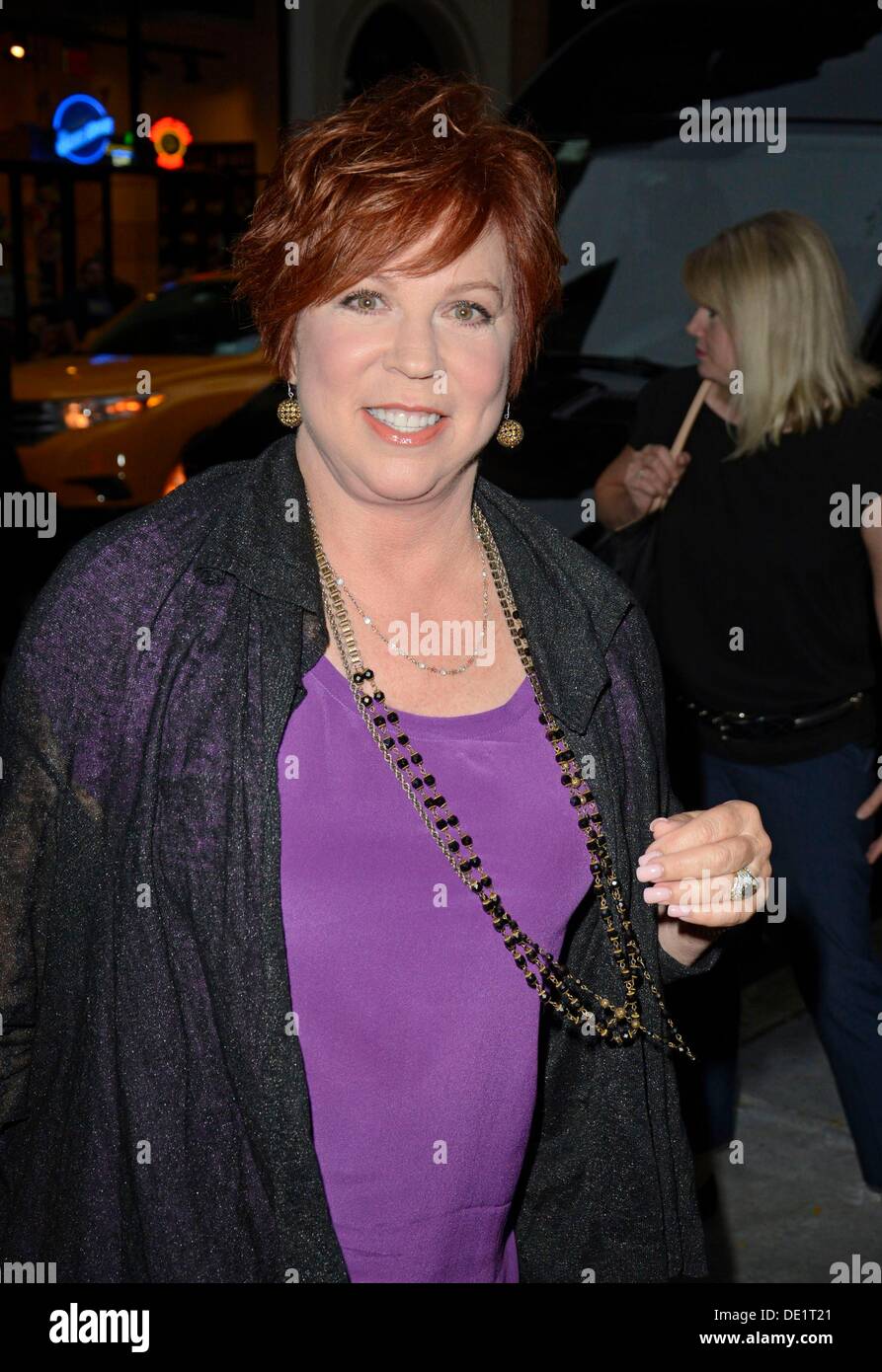 Vicki lawrence hi-res stock photography and images - Alamy