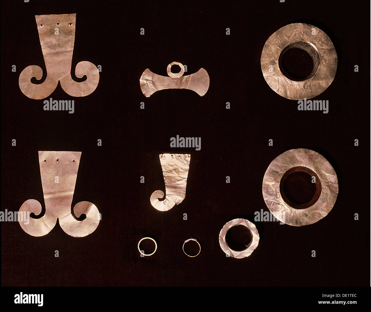 Aztec civilisation gold hi-res stock photography and images - Alamy