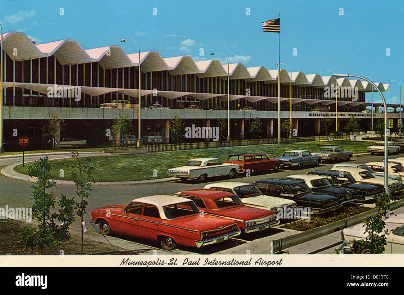 Minneapolis-St Paul International Airport, Minnesota, USA, 1970. Artist ... Minneapolis-St Paul International Airport, Minnesota, USA, 1970. Artist ...