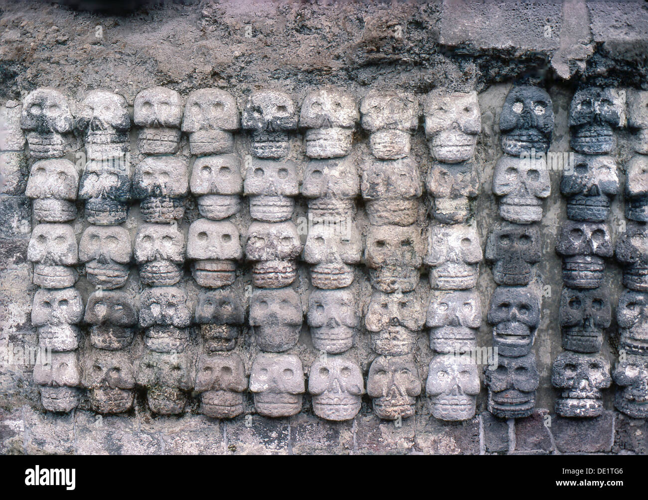 Tenochtitlan aztec sacrifice hi-res stock photography and images - Alamy