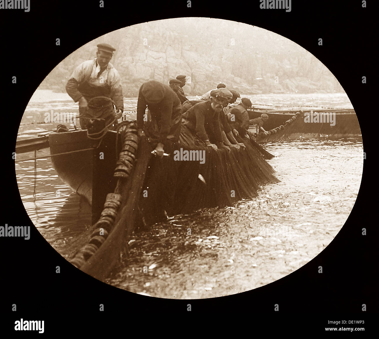 Fishwives fishing fishermen hi-res stock photography and images - Alamy