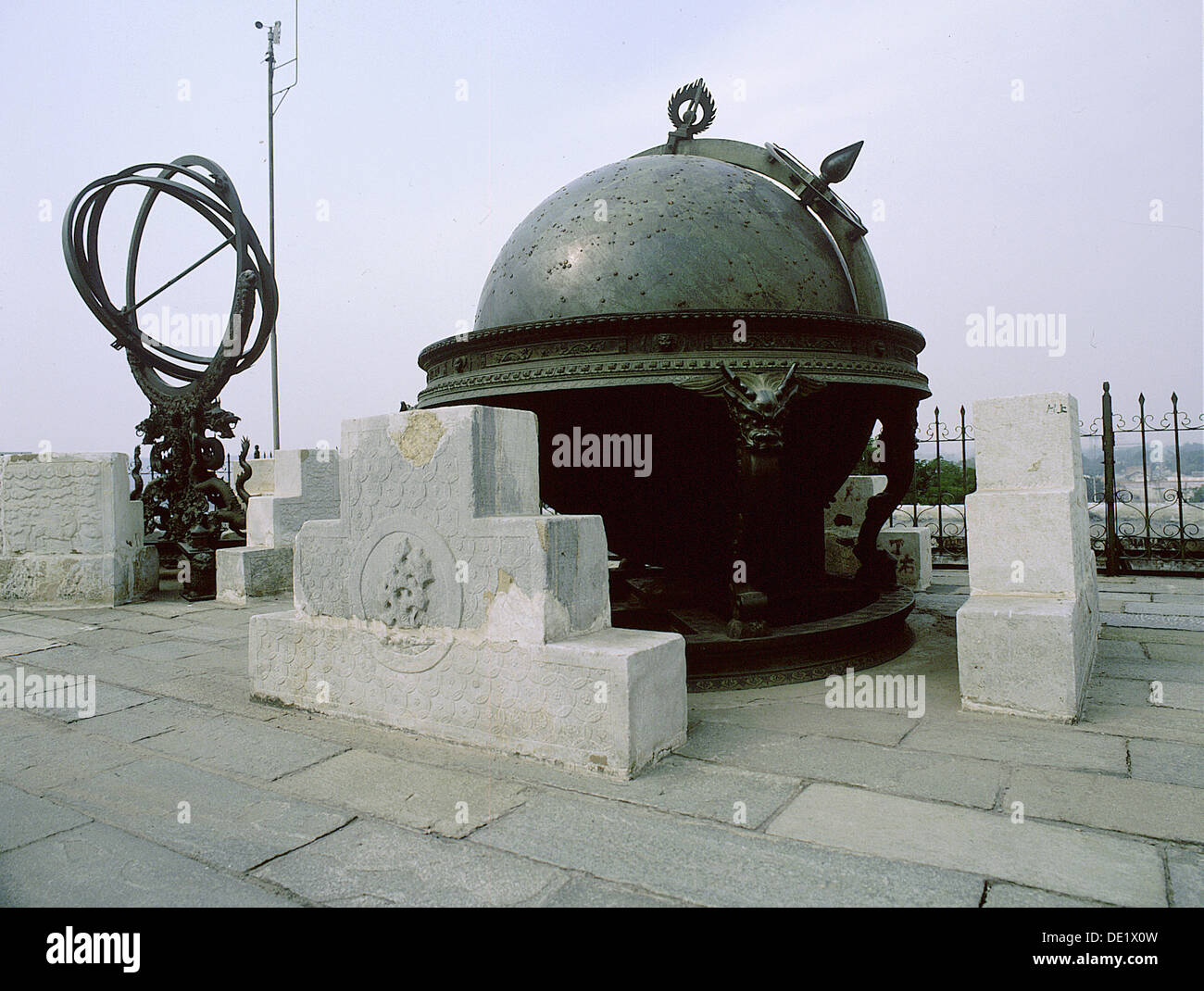 Chinese astronomy emperor hi-res stock photography and images - Alamy