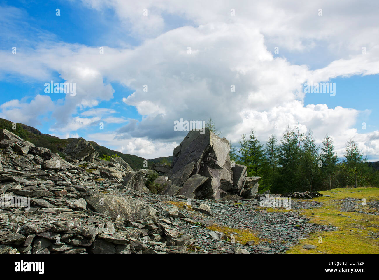 Old slate quarry above the village of Chapel Stile, Langdale, Lake ...
