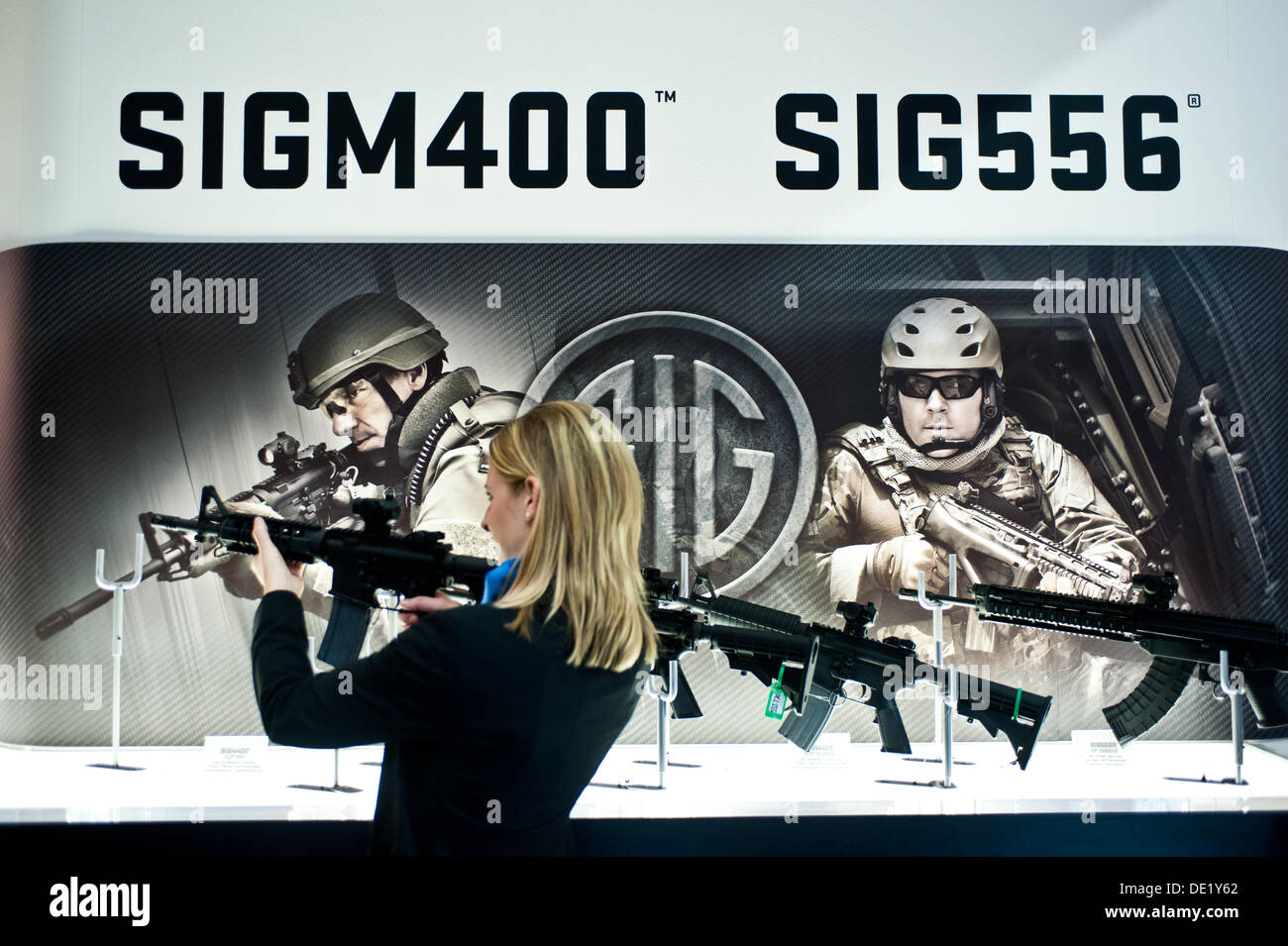 Dsei excel london hi-res stock photography and images - Alamy