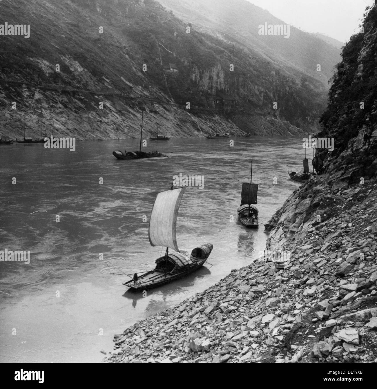 Yangtze kiang hi-res stock photography and images - Alamy