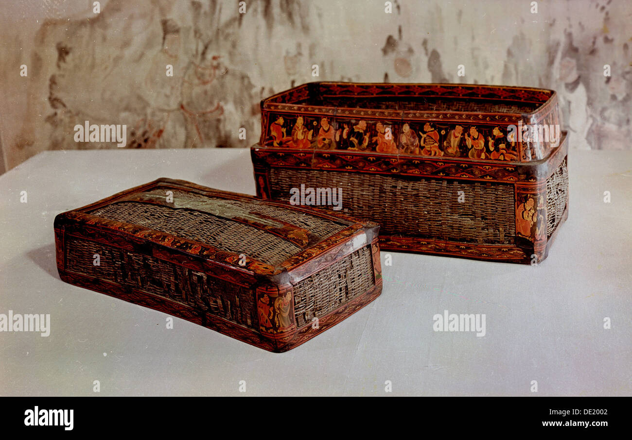 Korean lacquer hi-res stock photography and images - Alamy