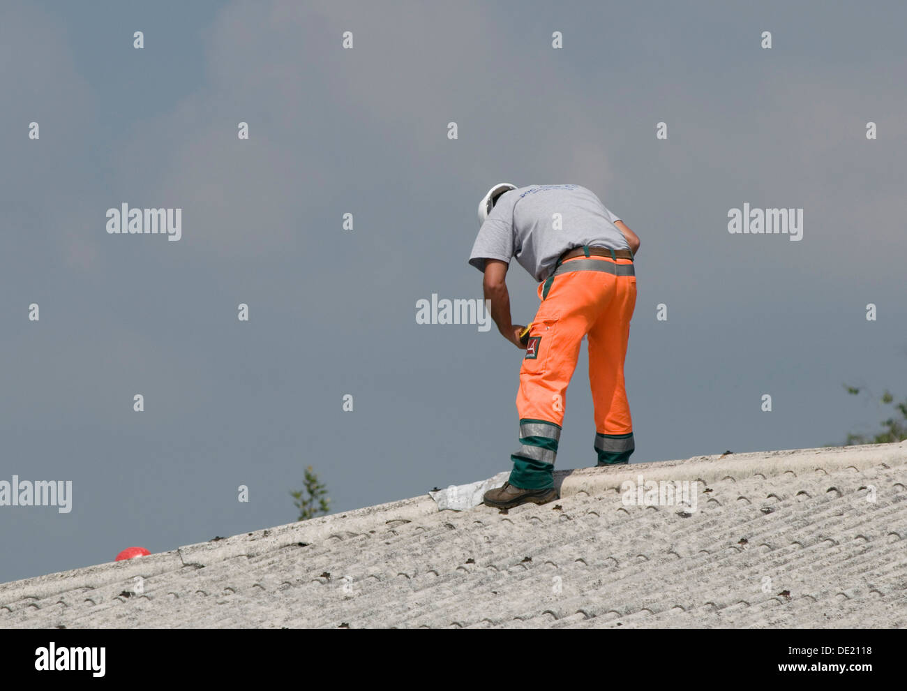 Eternit roof hi-res stock photography and images - Alamy