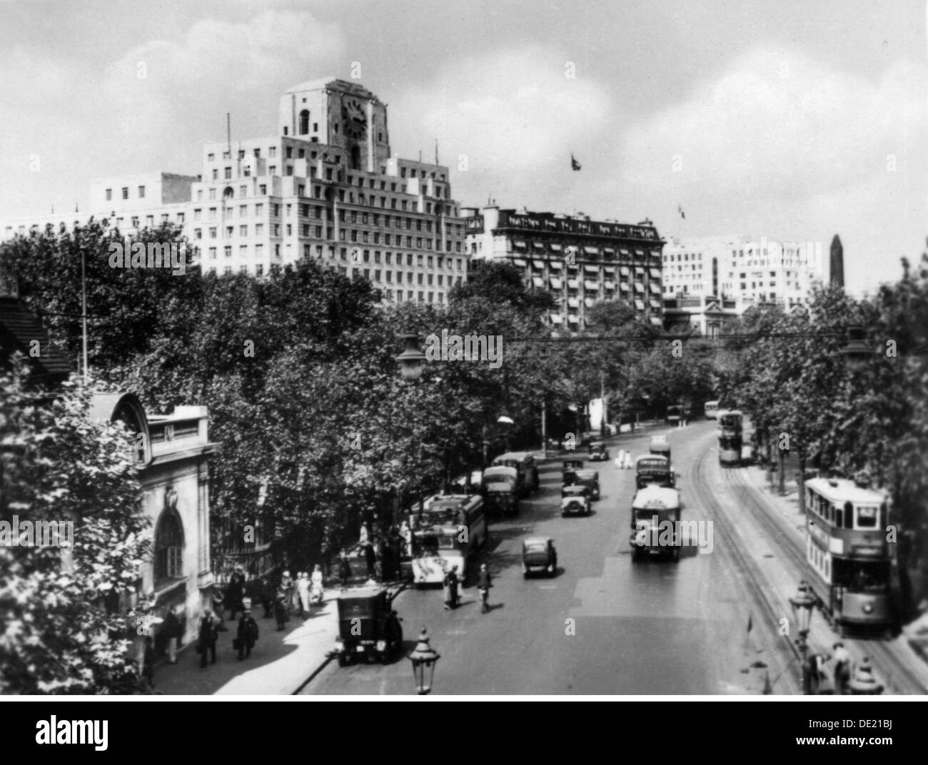 1930s london streets High Resolution Stock Photography and Images - Alamy
