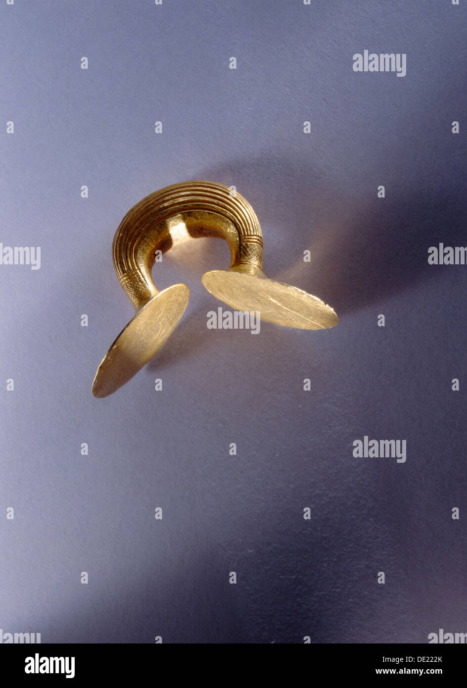 Fastening of dress hi-res stock photography and images - Alamy