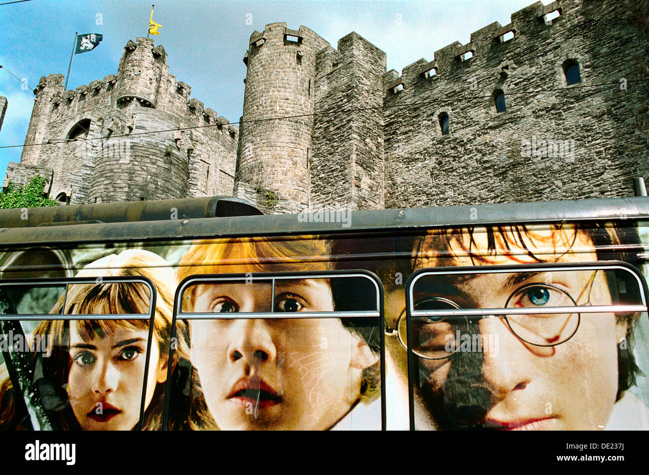 Film advertising hi-res stock photography and images - Alamy