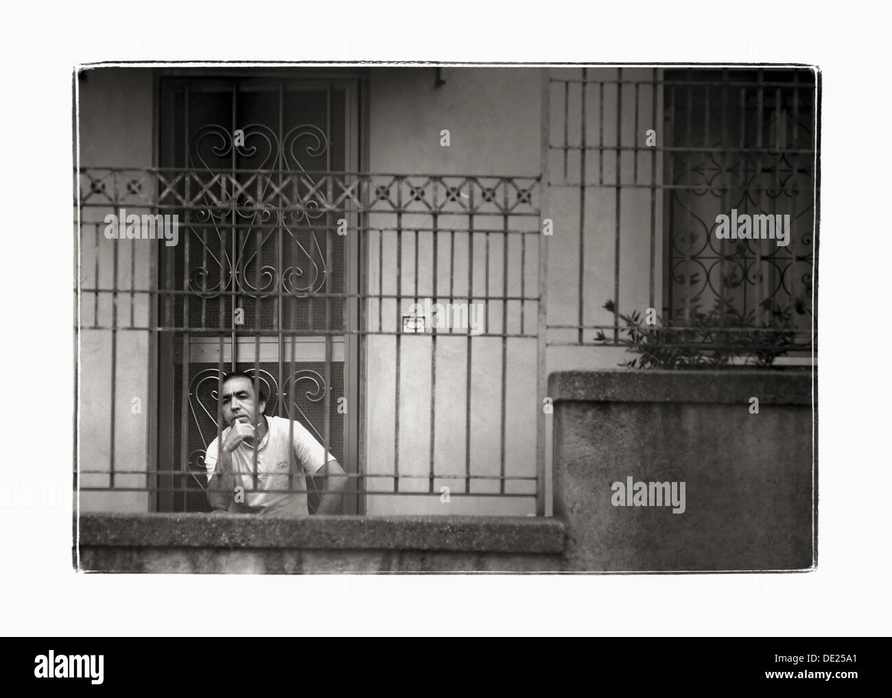 Lean to porch hi-res stock photography and images - Alamy