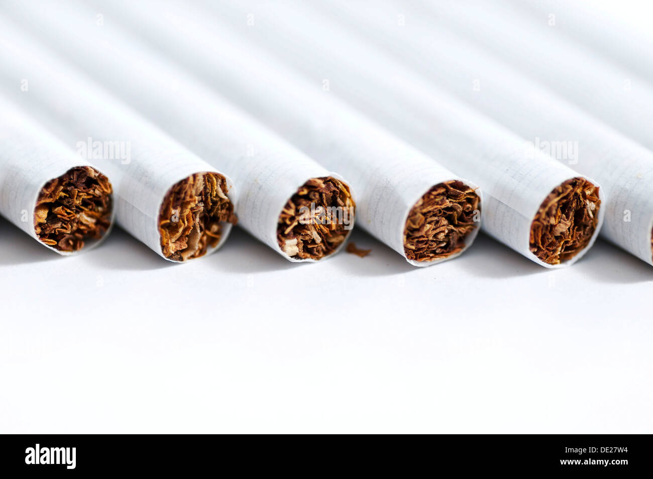 Rows of cigarettes hi-res stock photography and images - Alamy