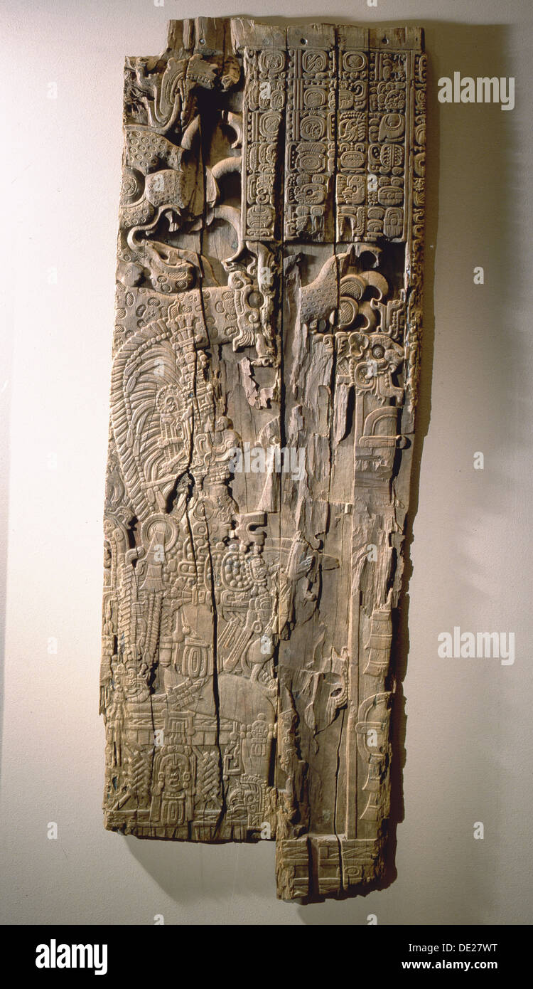 Lintel of temple hi-res stock photography and images - Alamy