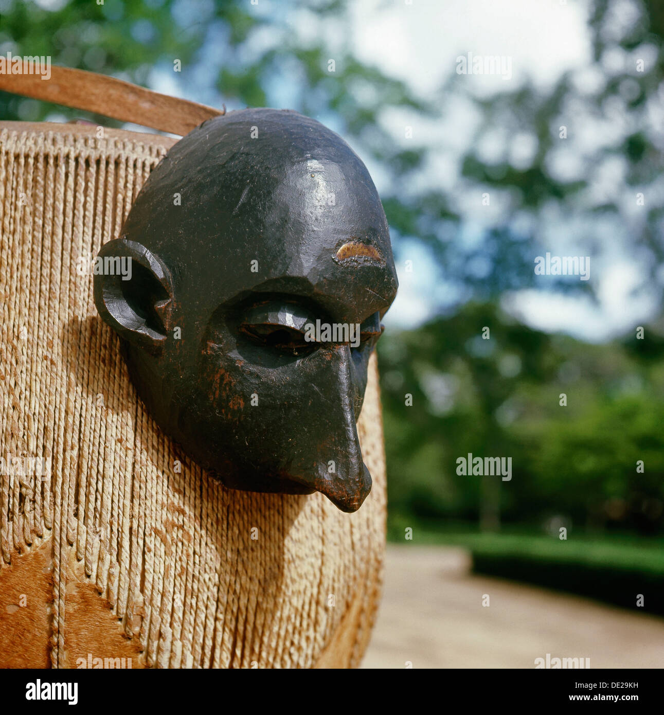 Makonde africa african hi-res stock photography and images - Alamy