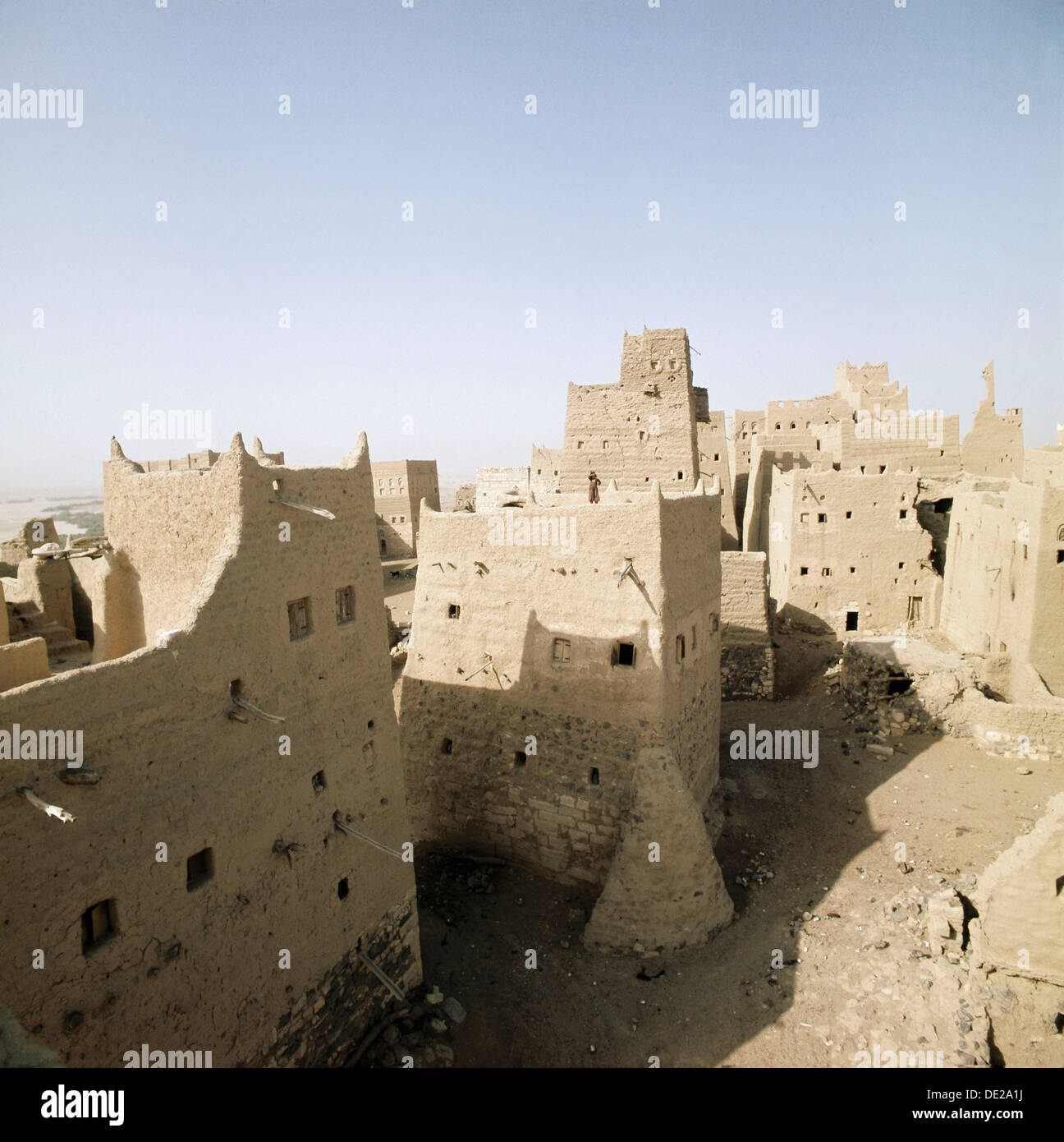Saba queen yemen archaeology hi-res stock photography and images - Alamy